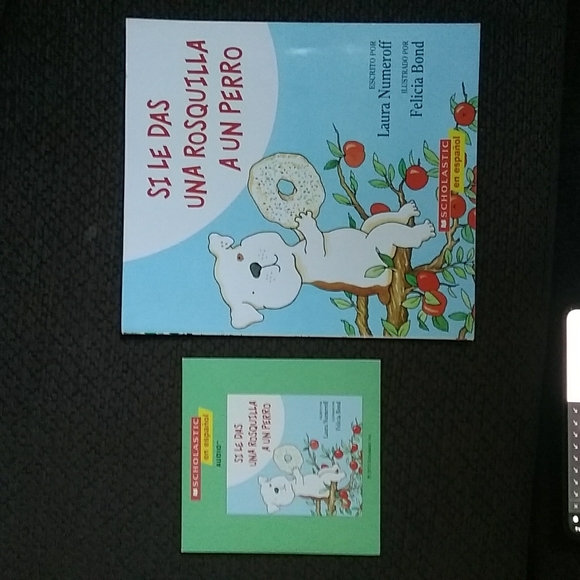Scholastic | Other | Spanish Version Of If You Give A Dog A Donut ...